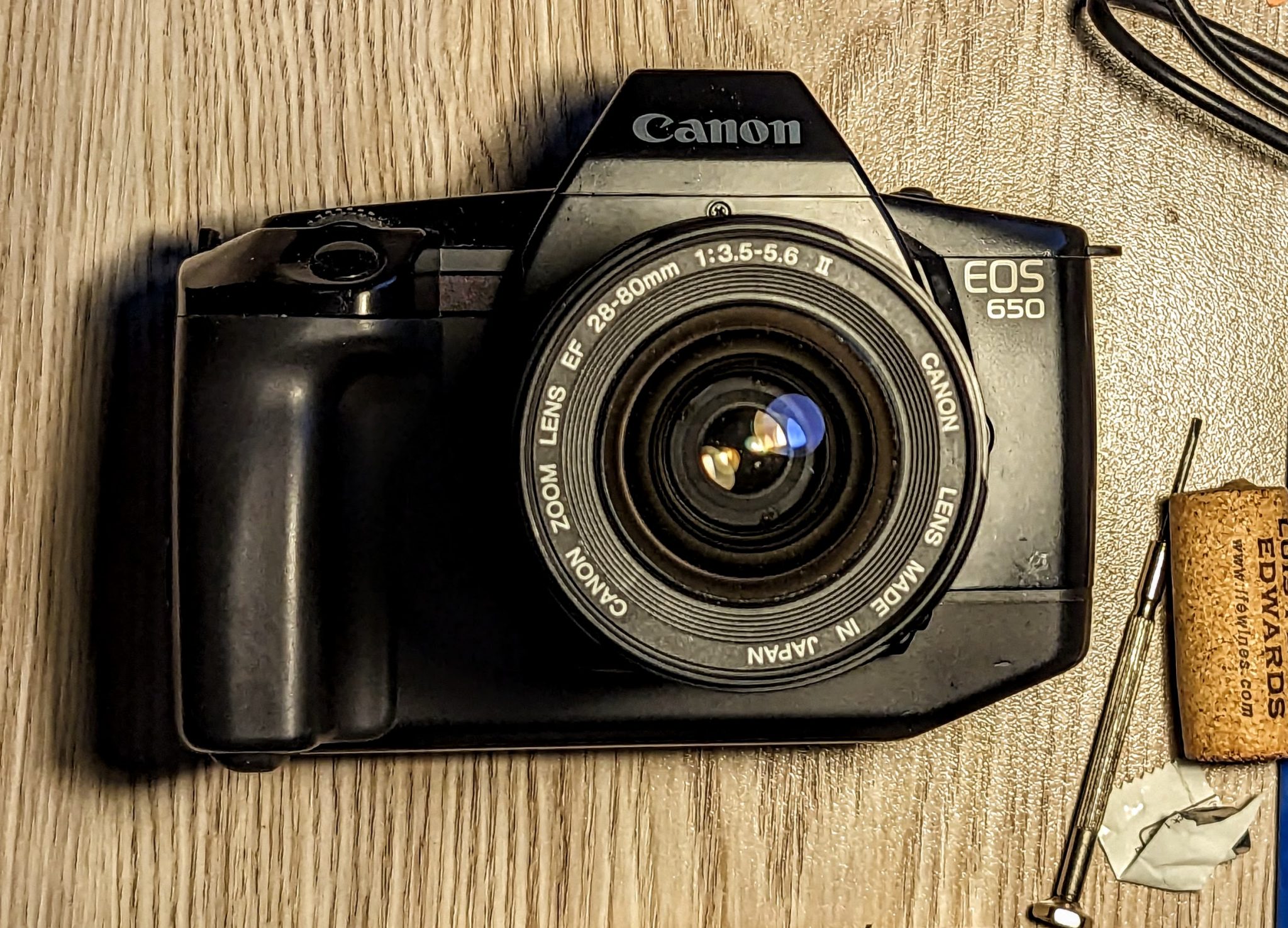 Serious Photog on Budget - Canon EOS-1N Review - Canny Cameras