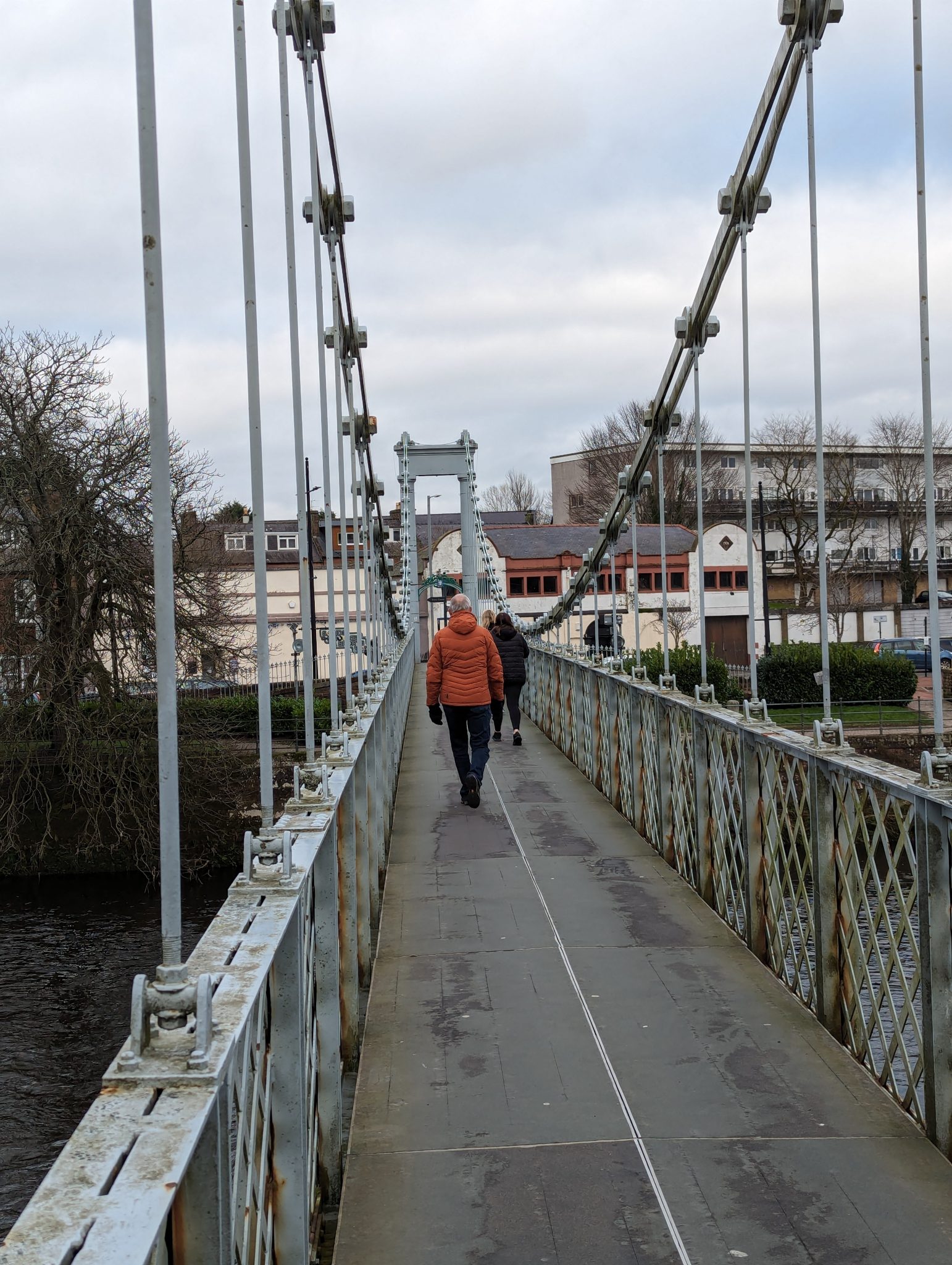 Camp Snap v Flashback ONE35 - The lo-fi digital shoot out - Canny Cameras